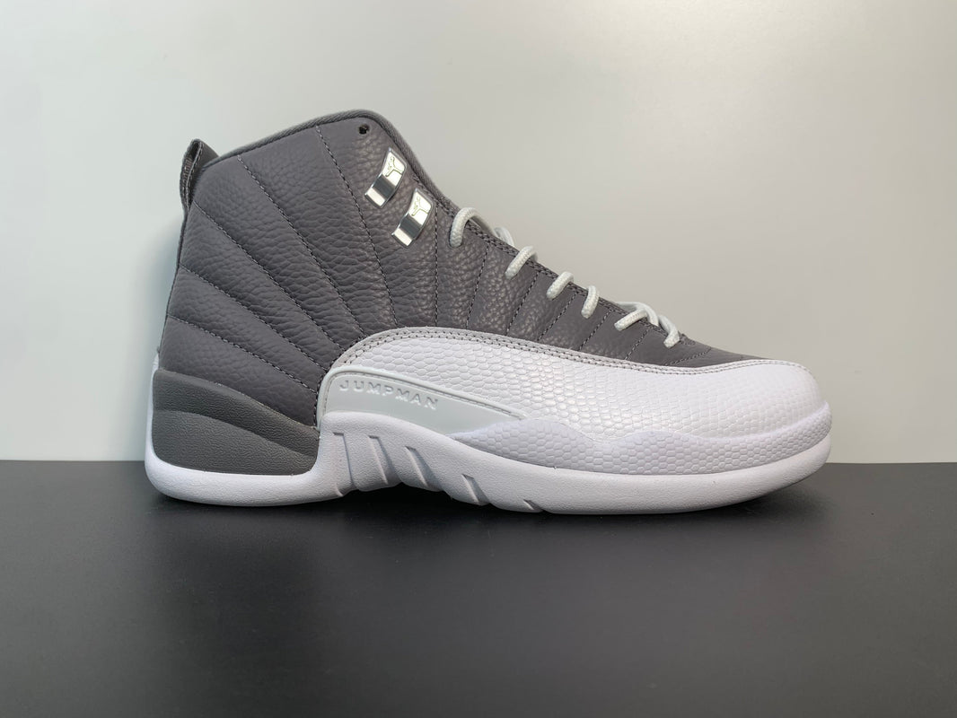 Air Jordan 12 – WELLSNEAKERS